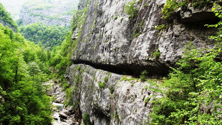 Mrtvica Canyon Hiking Private Tour - Monte Mare Travel DMC